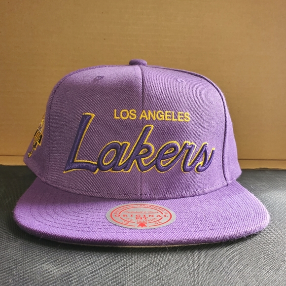 Mitchell & Ness | Accessories | Mitchell And Ness Los Angeles Lakers ...